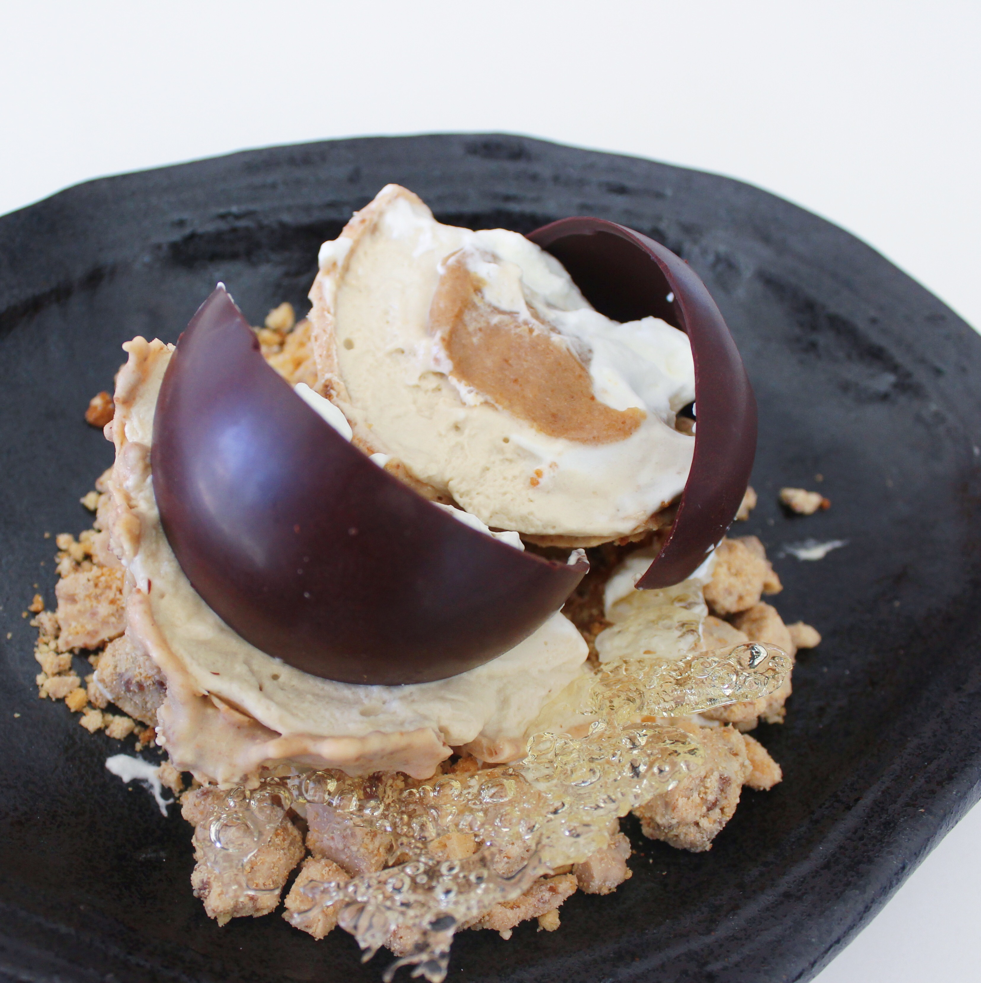 Goodnight, Meteorite: a plated dessert – Freddy's Harajuku