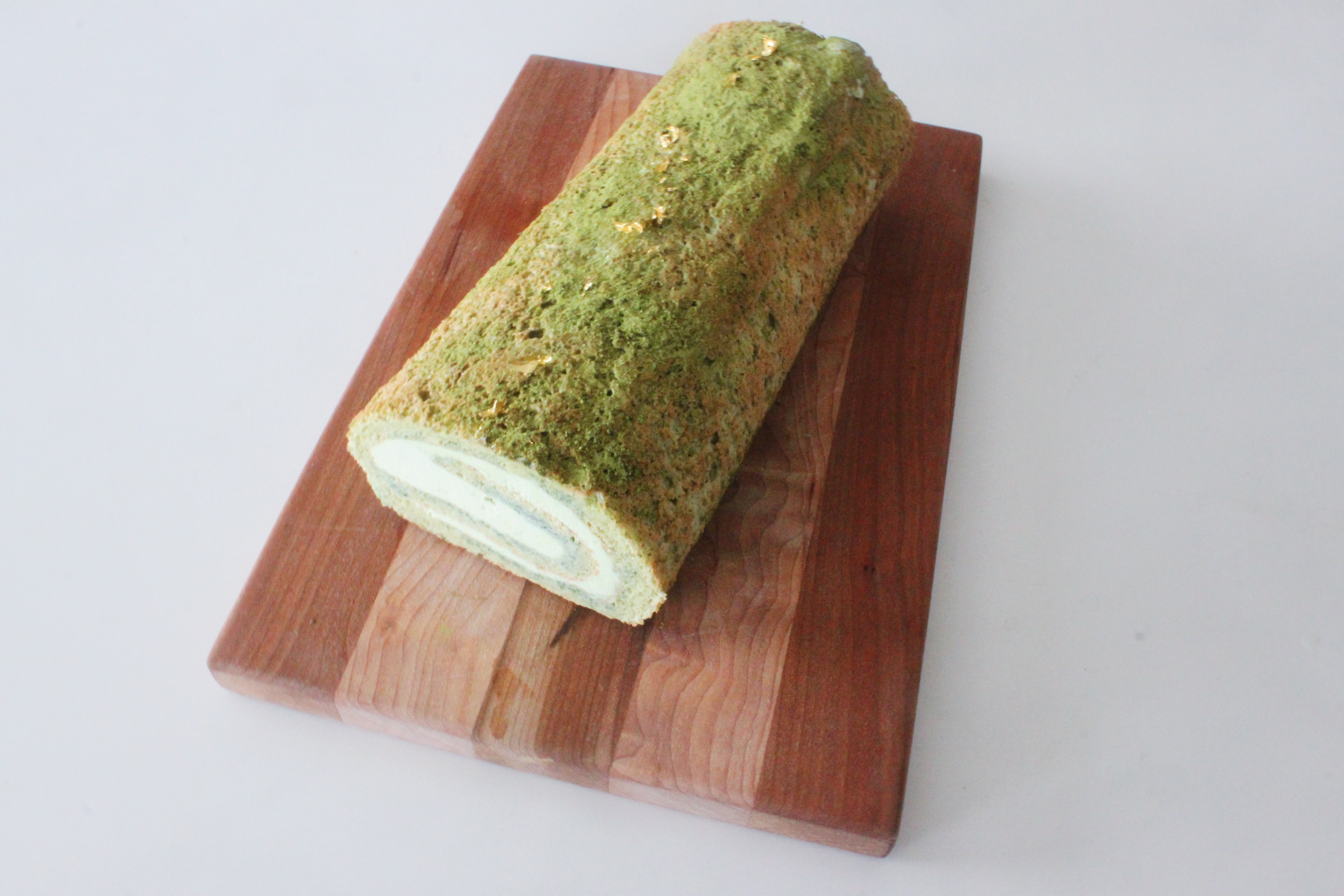 Matcha and cream roll cake – Freddy's Harajuku
