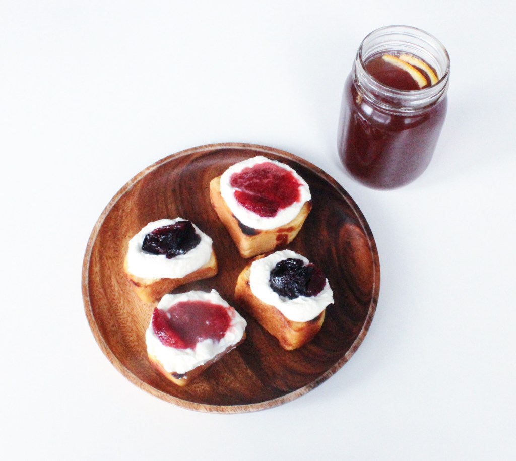 Mini milk bread toasts with homemade bread and jams – Freddy's Harajuku