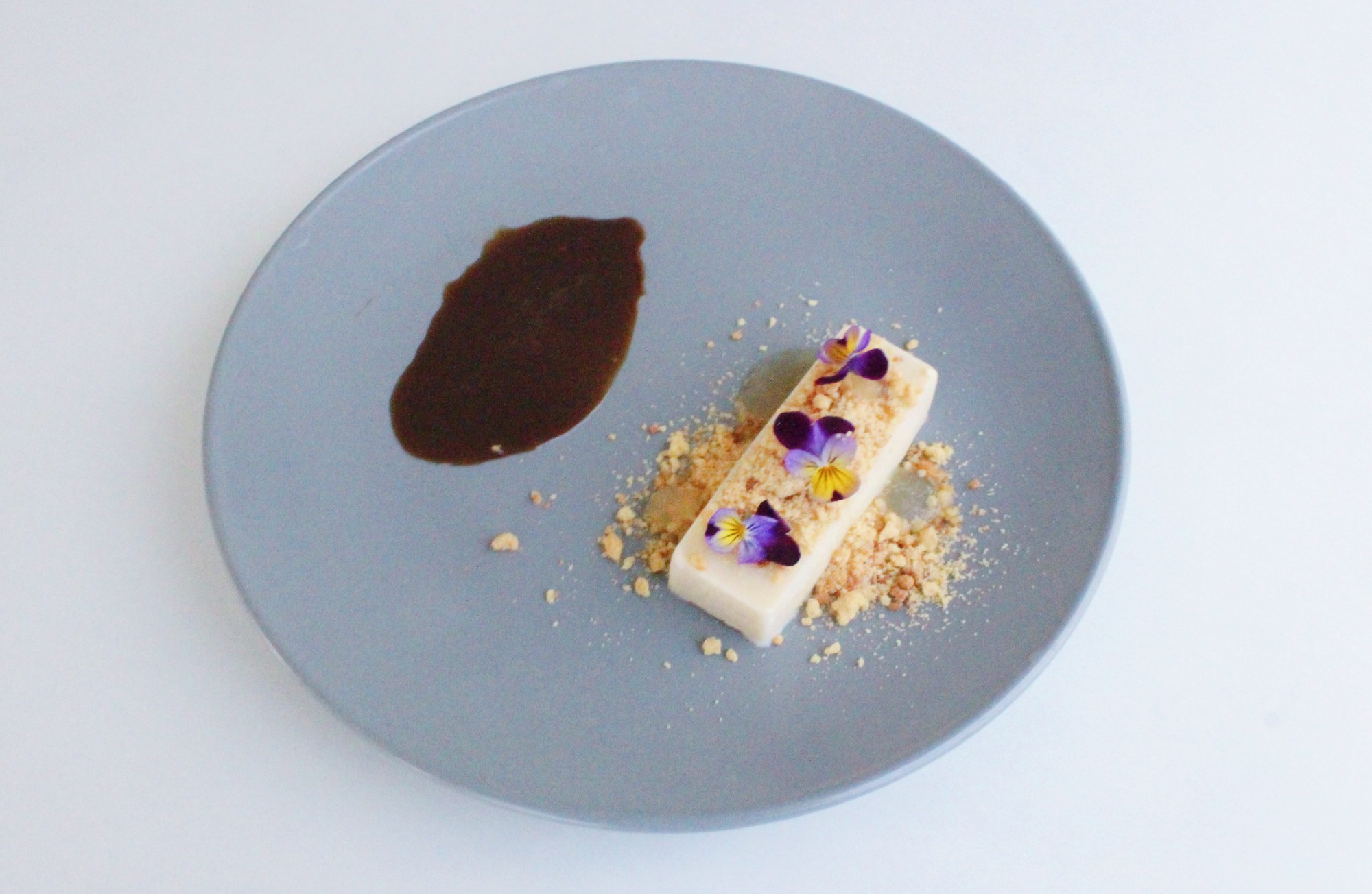 Pavé the Way: a plated dessert – Freddy's Harajuku