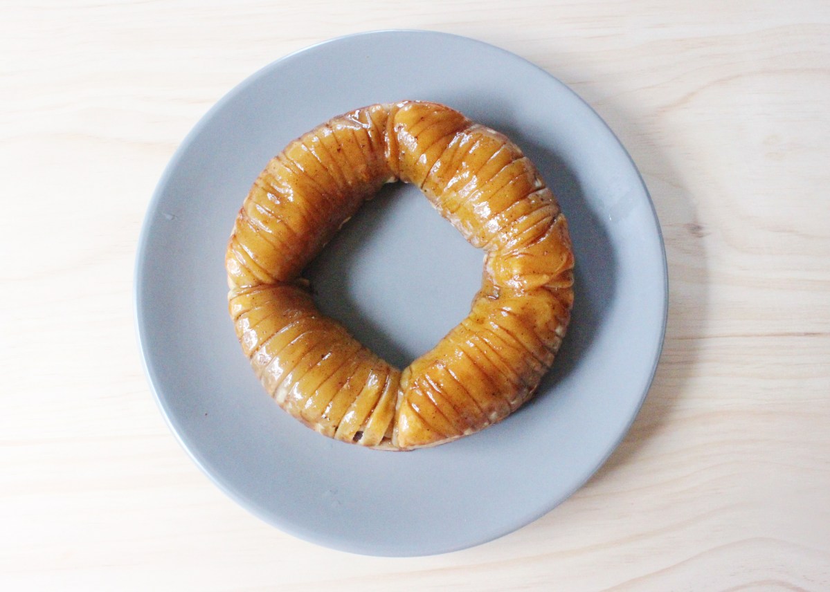 Butterscotch and purple yam wool bread – Freddy's Harajuku