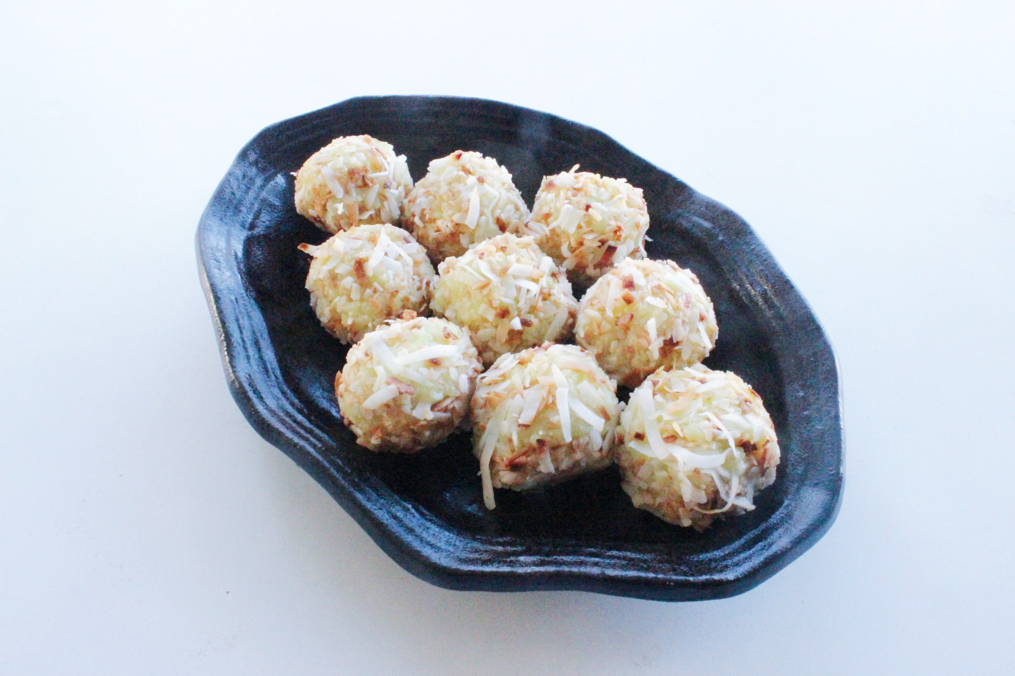 Pandan-coconut sticky rice balls – Freddy's Harajuku