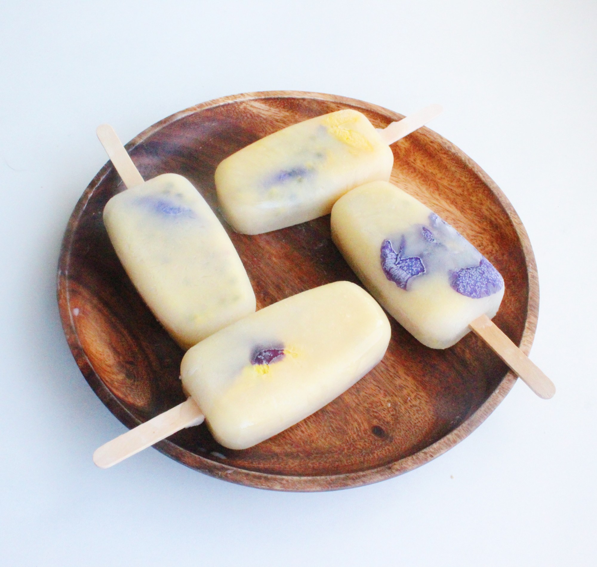 Yakult-Passionfruit Popsicles – Freddy's Harajuku