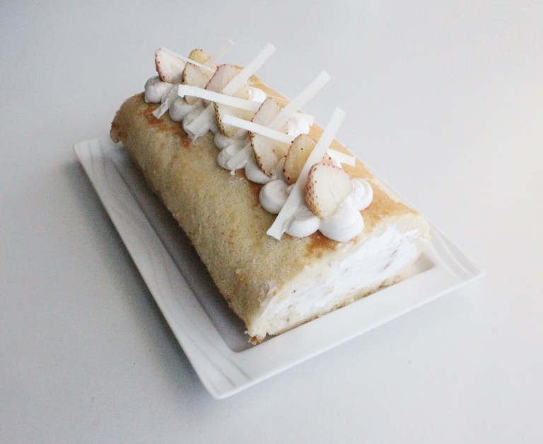 Yakult and Pineberry Roll Cake – Freddy's Harajuku