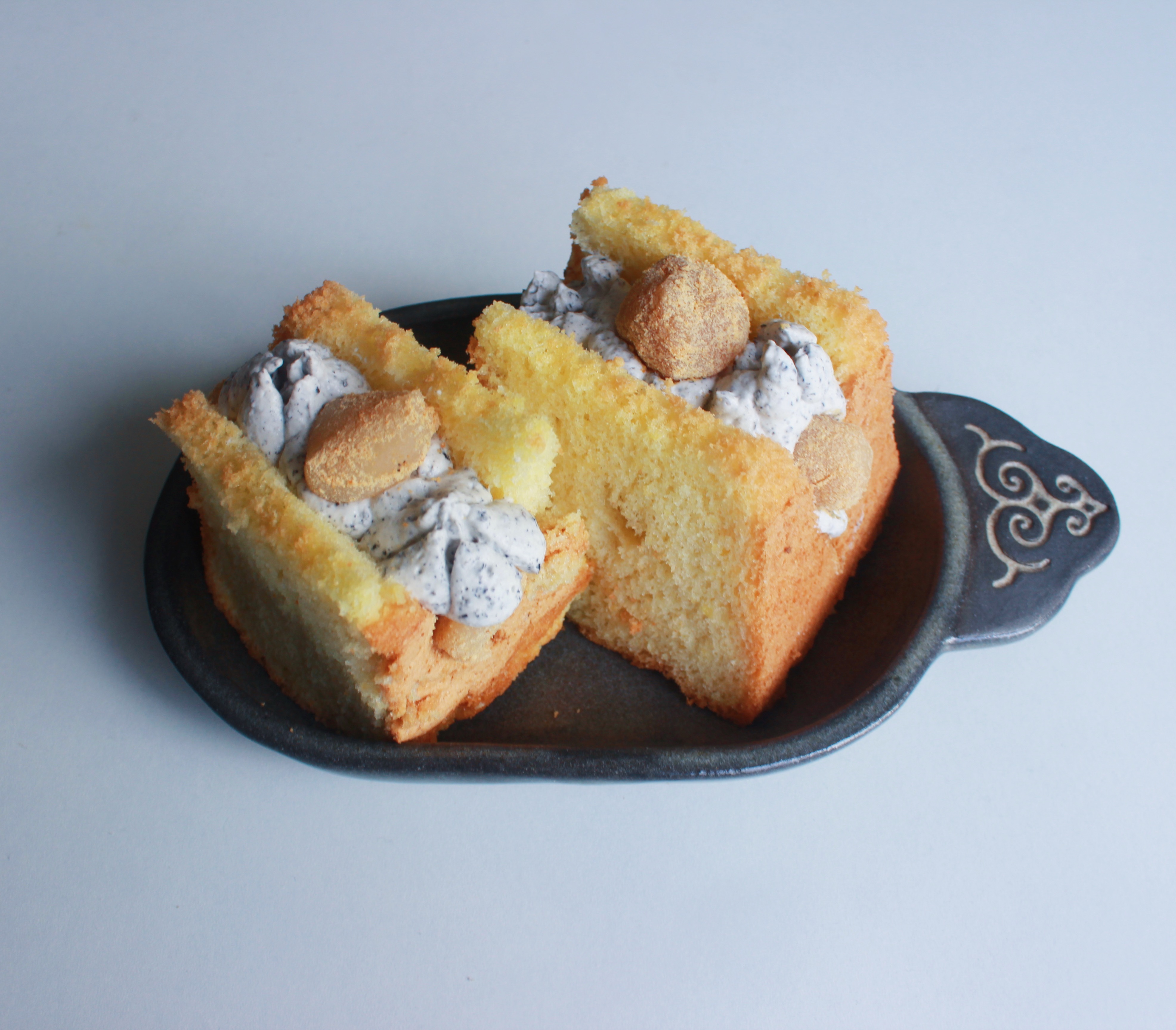 Kinako Mochi Chiffon Sandwiches – Freddy's Harajuku