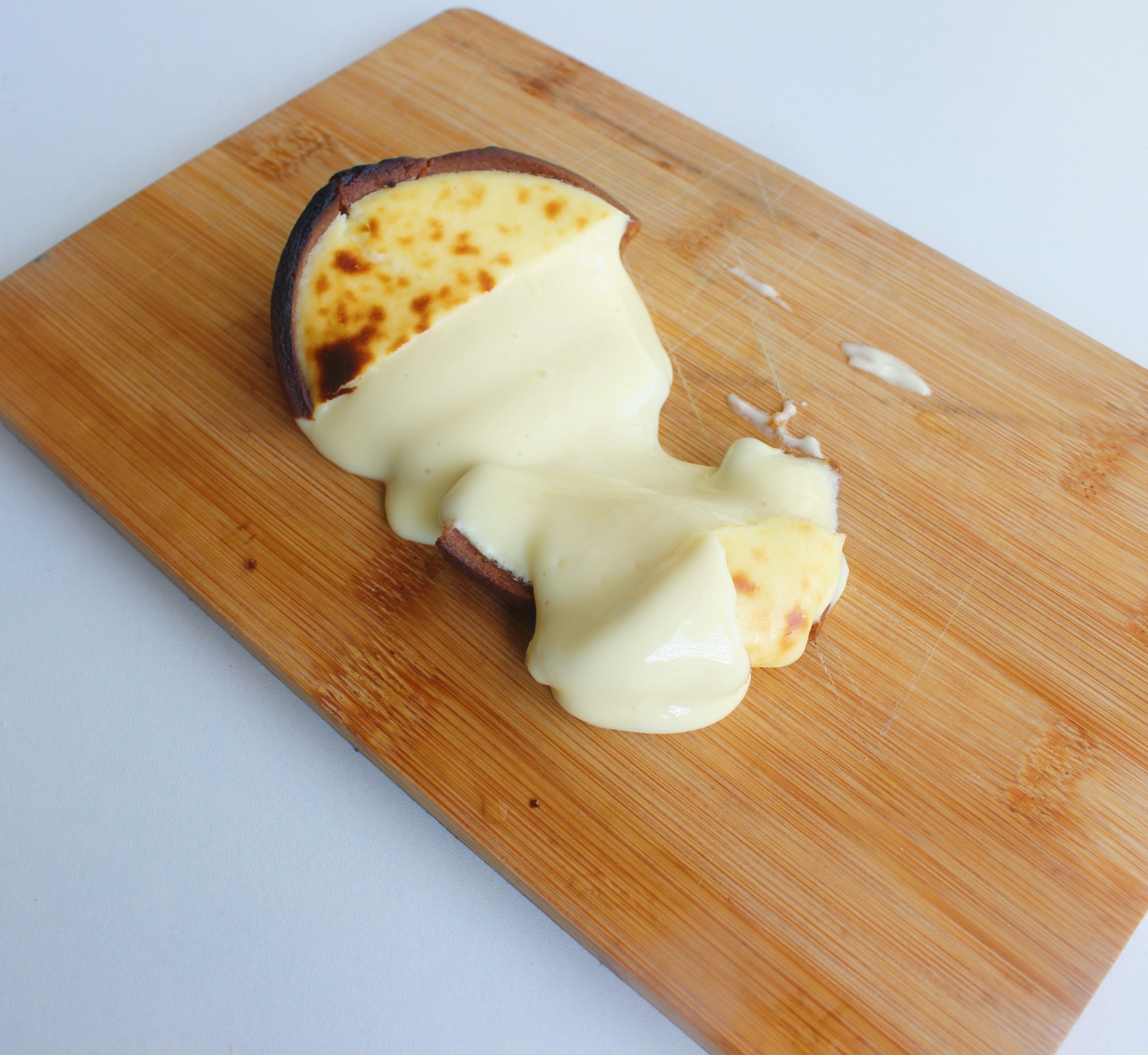 White Rabbit Carrot Cheese Tarts – Freddy's Harajuku