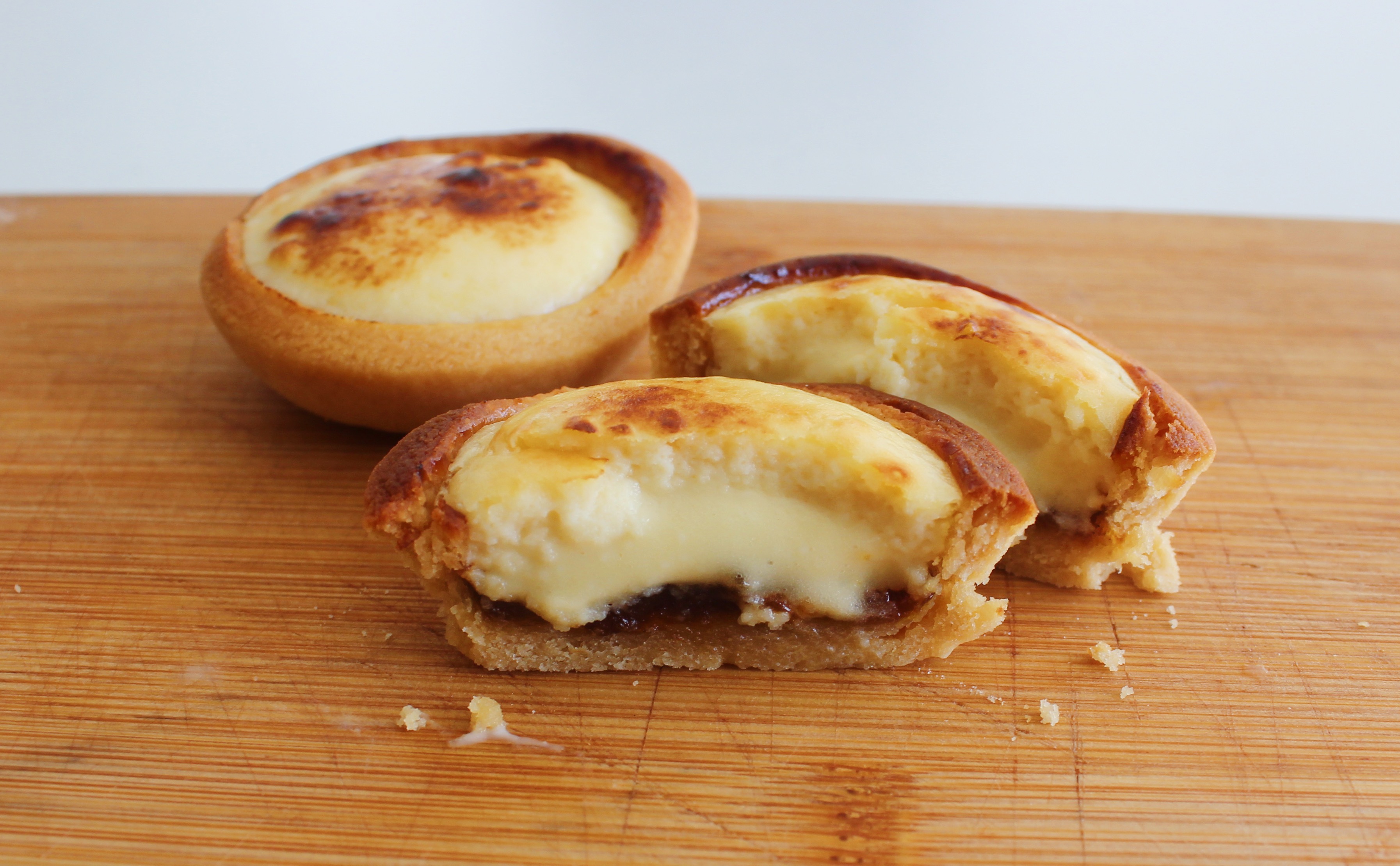 Apple-Gjetost Molten Cheese Tarts – Freddy's Harajuku