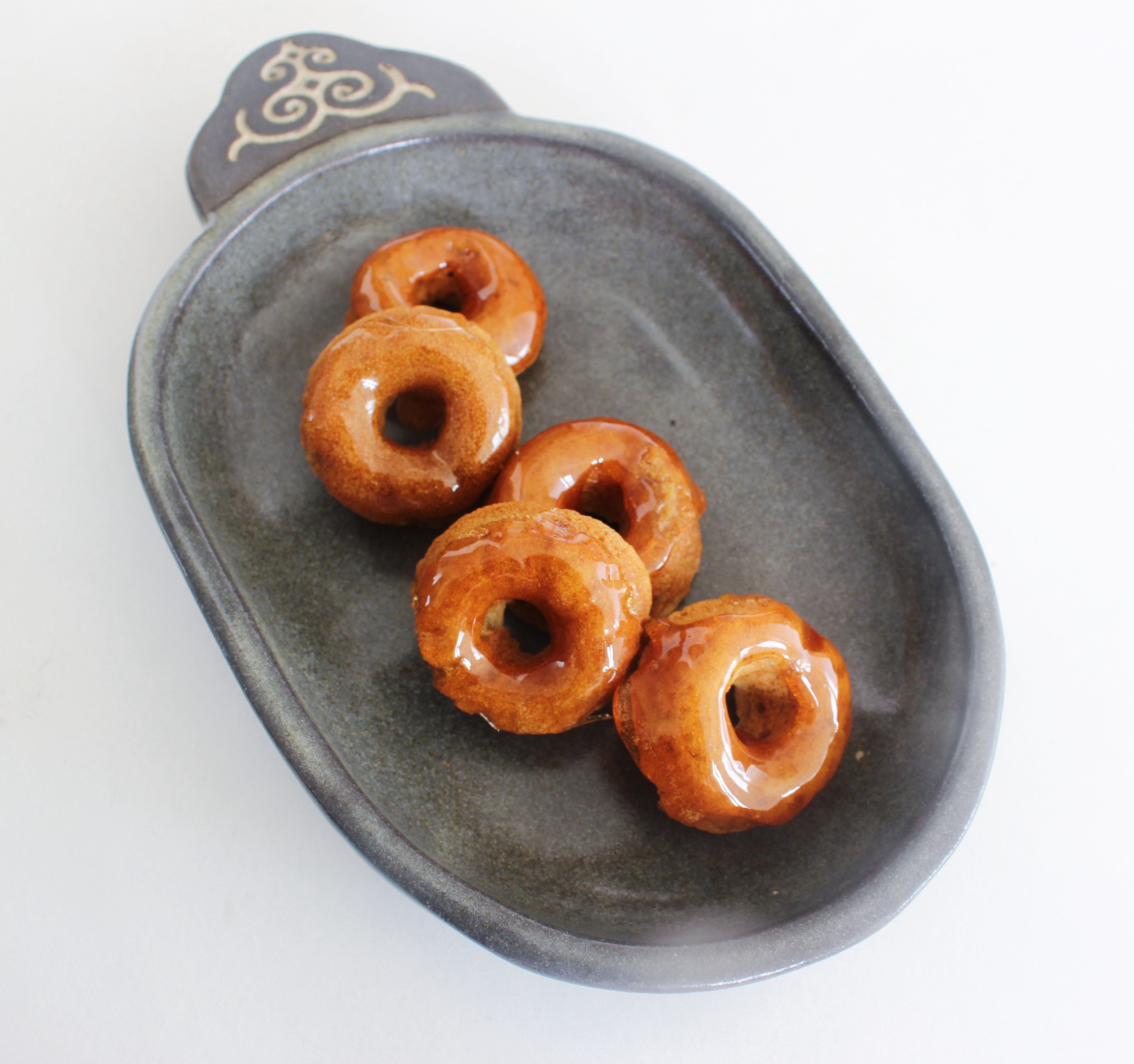 Vegan Apple-Tanghulu Doughnuts – Freddy's Harajuku