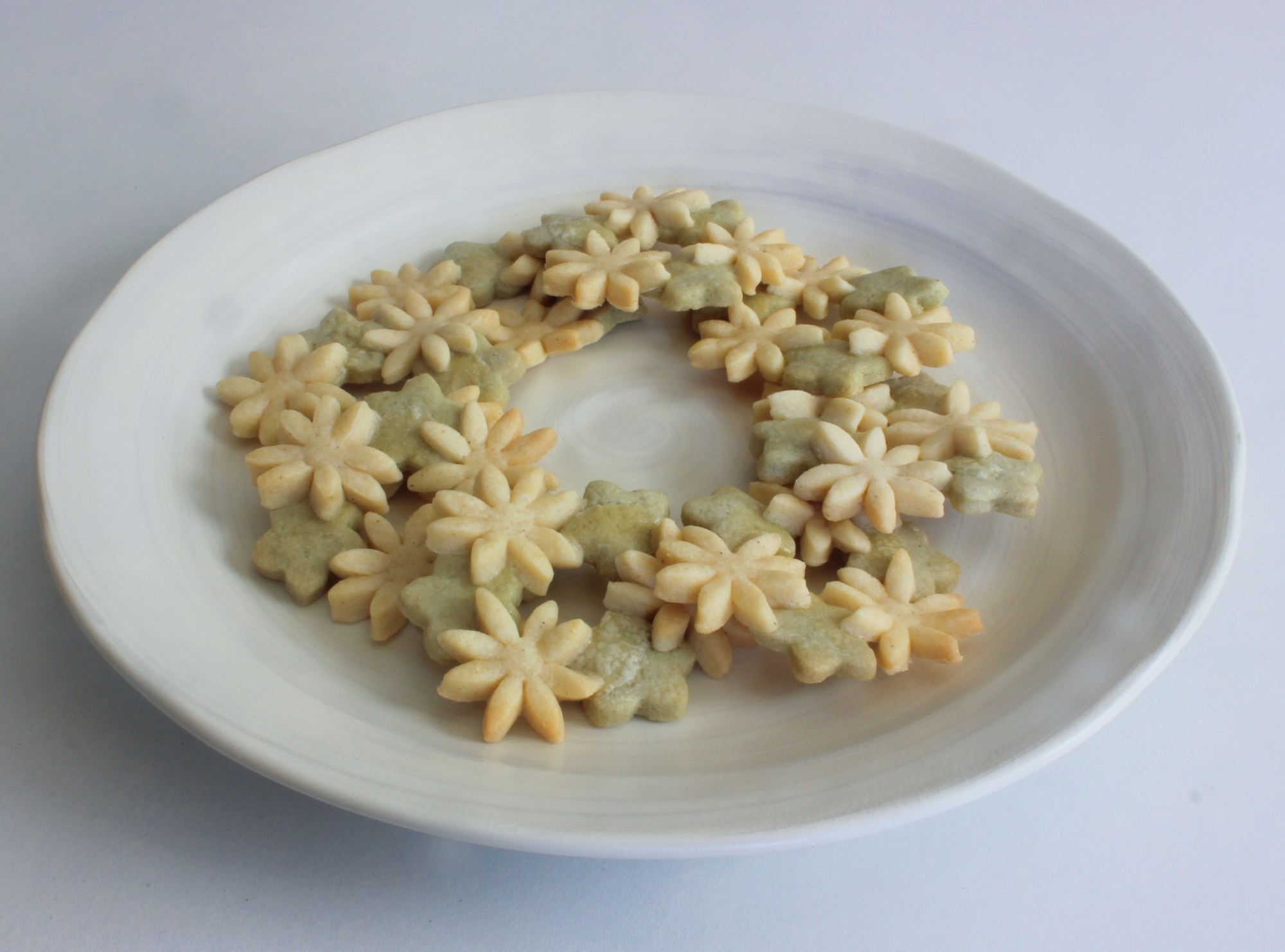 Matcha-Kinako Daisy Crown Shortbreads – Freddy's Harajuku